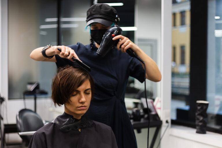 Studio Salon Rentals in Texas: A Market Overview - Treazure Studios